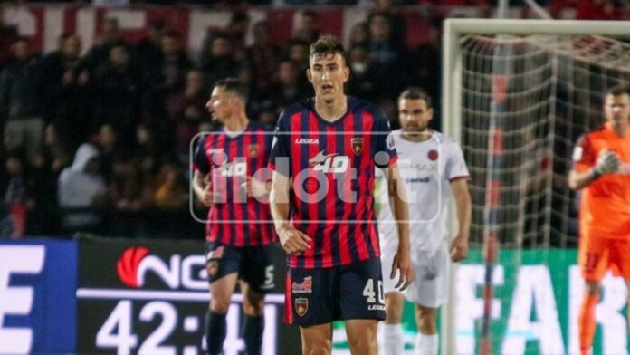Cessioni Cosenza, due calciatori piacciono al Sudtirol di Bisoli